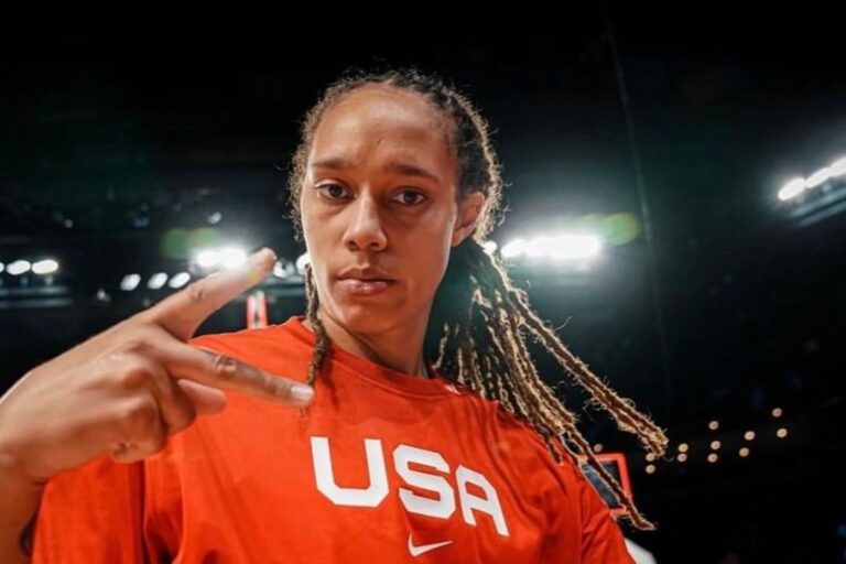 11 Tallest WNBA Players: Current and Historically